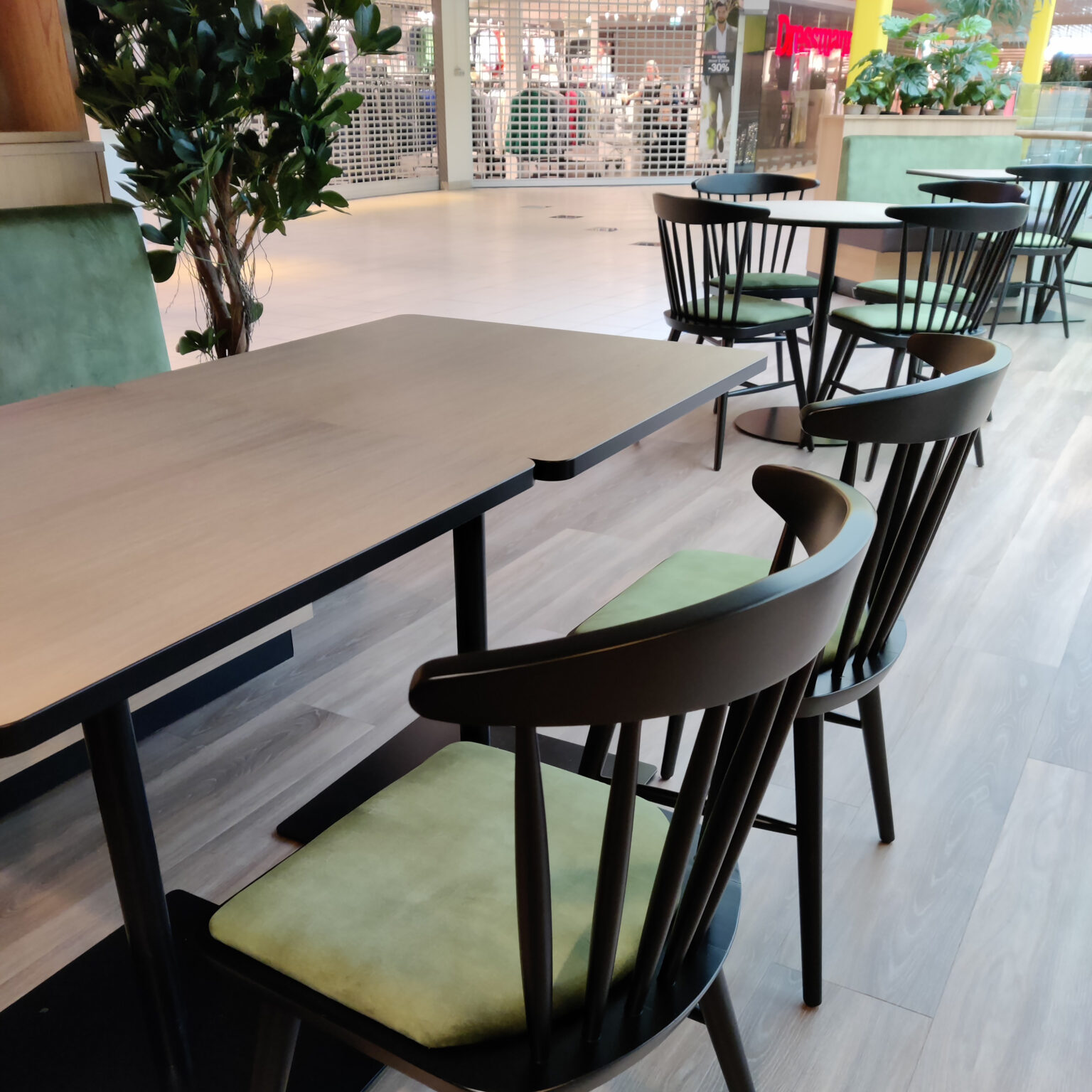 Cafe Glede, Os - Norge | Lobo Contract